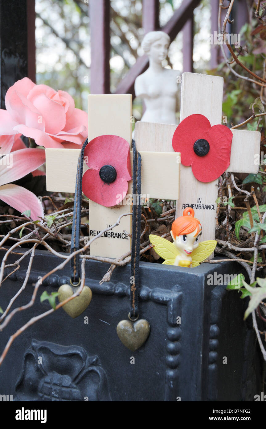 Gate shrine of Crossbones Cemetery, London Stock Photo - Alamy