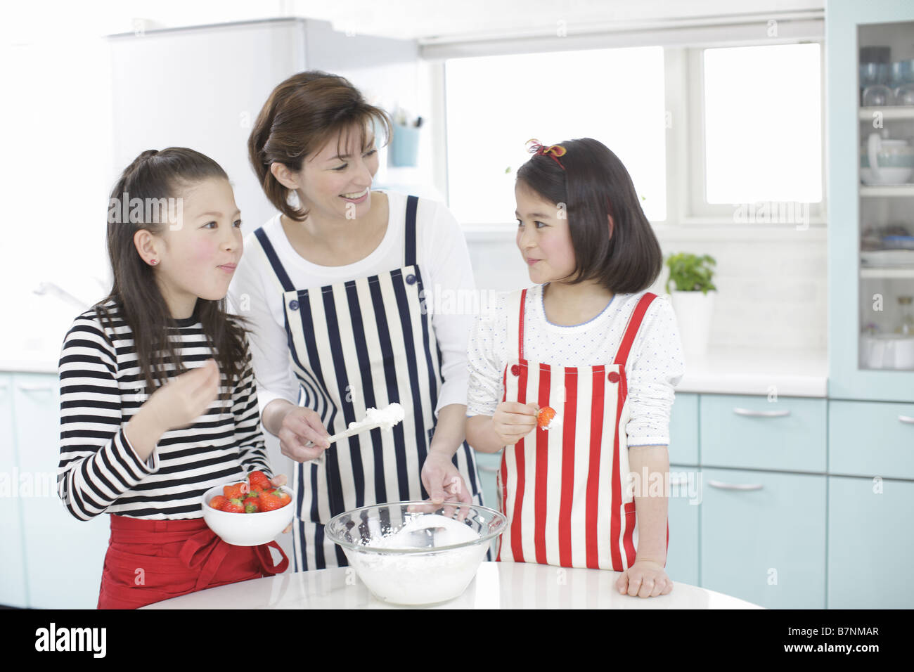 Snitch hi-res stock photography and images - Alamy