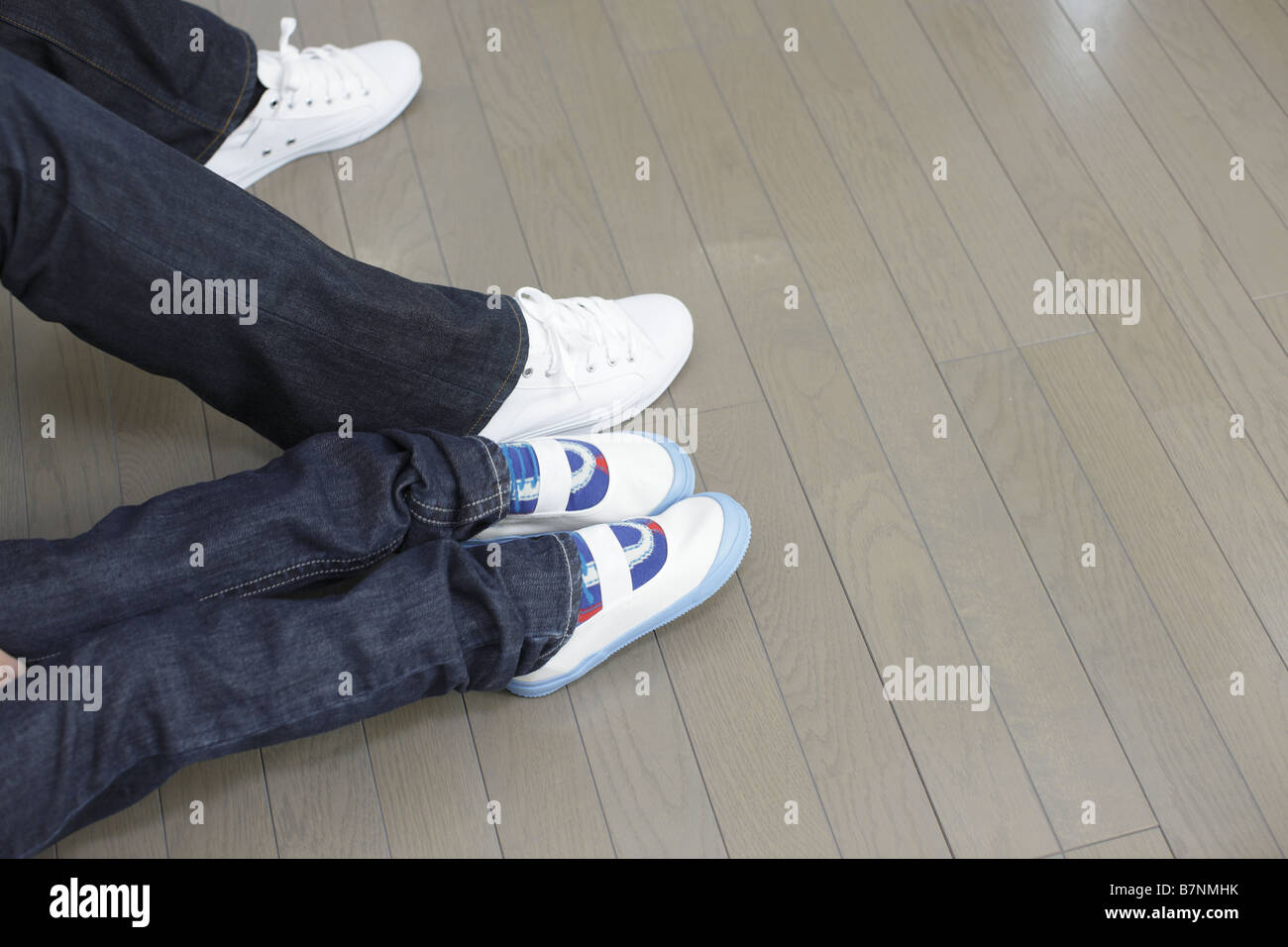 Family multi ethnic feet hi-res stock photography and images - Alamy