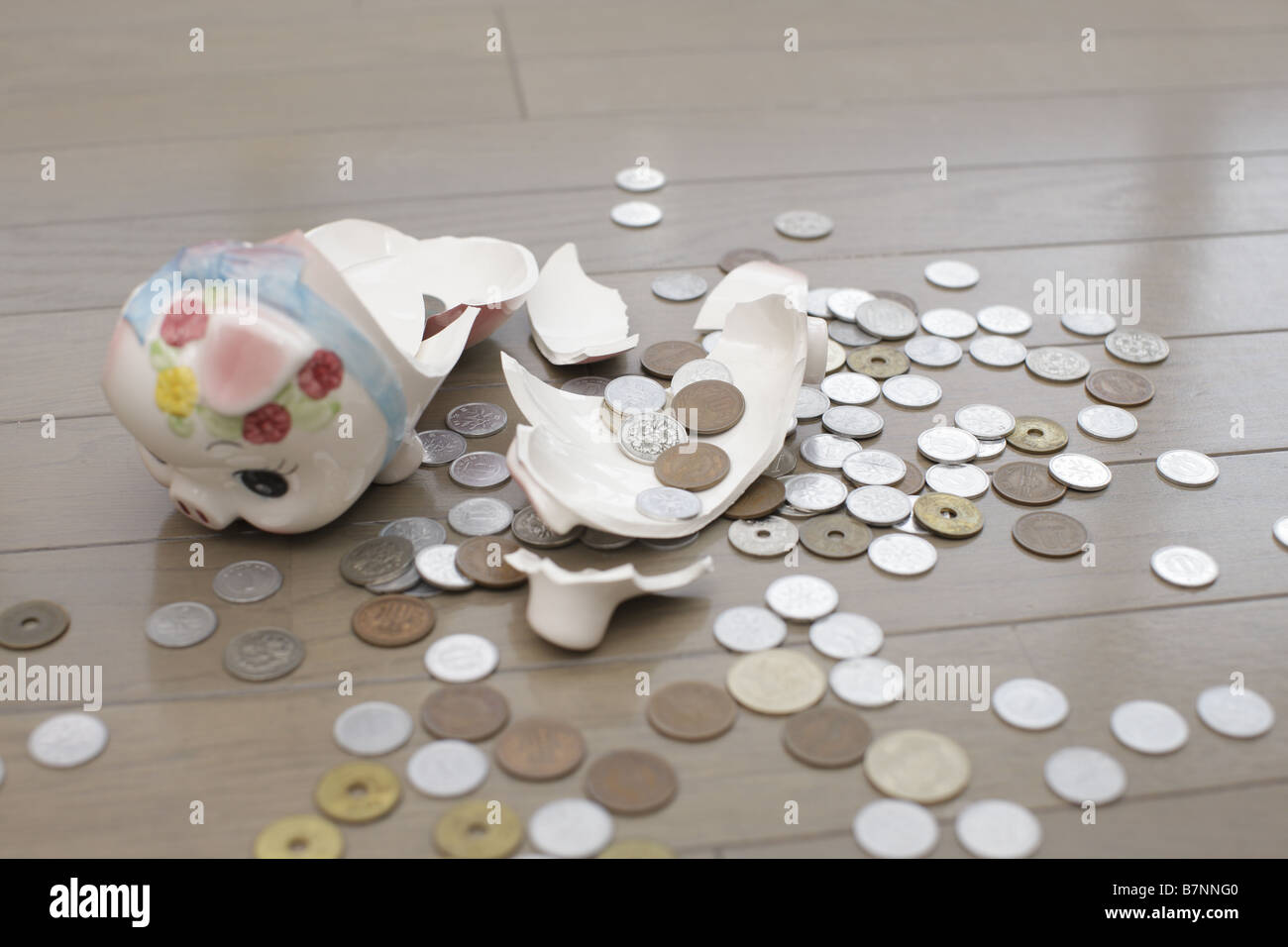 Broken savings box Stock Photo - Alamy