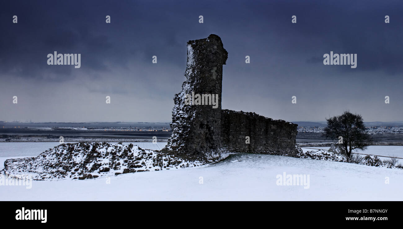 SOUTHEND-ON-SEA, ESSEX, UK - FEBRUARY 03, 2009: View of Hadleigh Castle ...