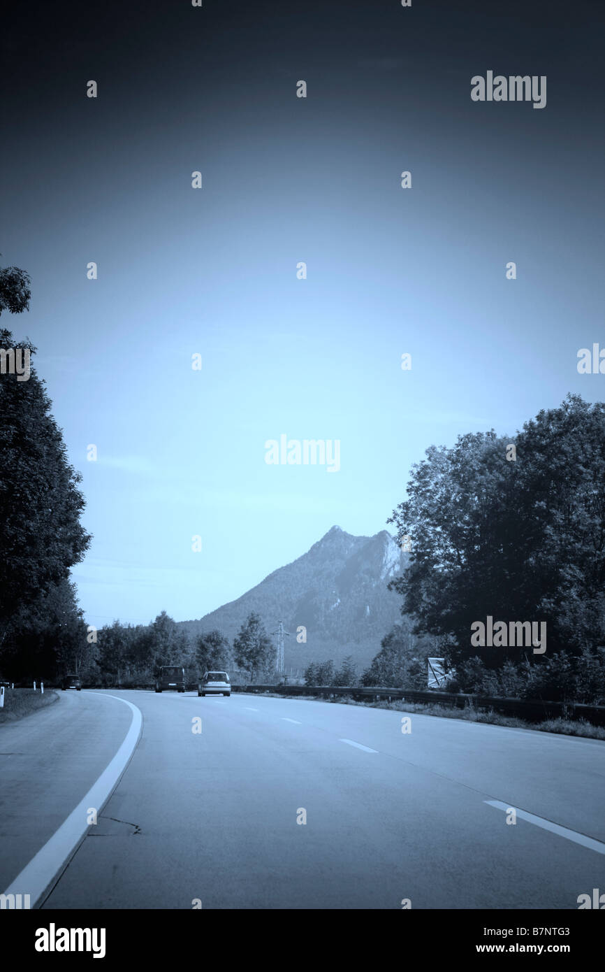 Picture of a empty highway Stock Photo - Alamy