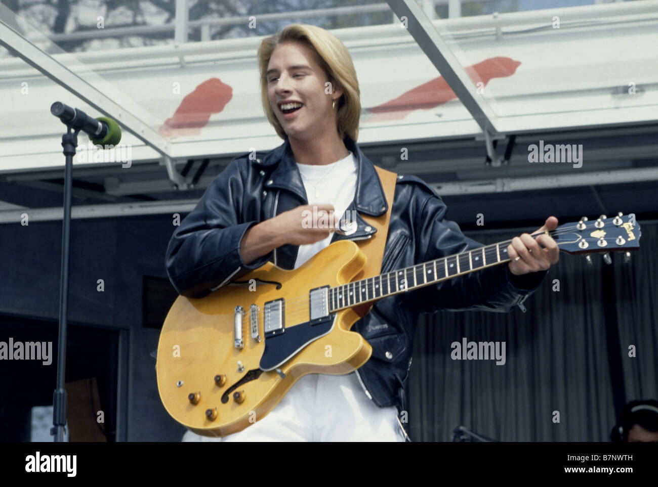 Chesney hawkes hi-res stock photography and images - Alamy