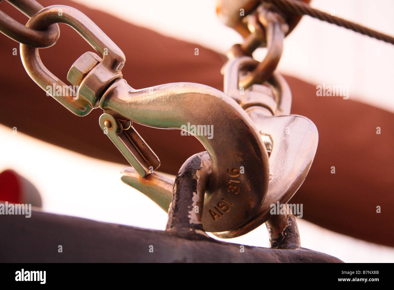 Ships fittings hi-res stock photography and images - Alamy