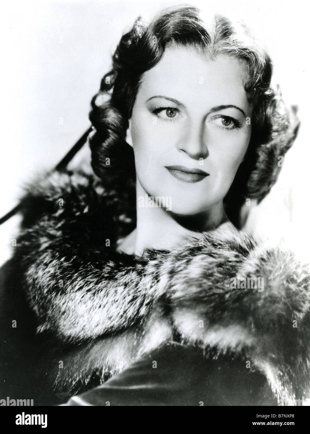 GRACIE FIELDS UK singer and actress 1898 - 1979 Stock Photo - Alamy