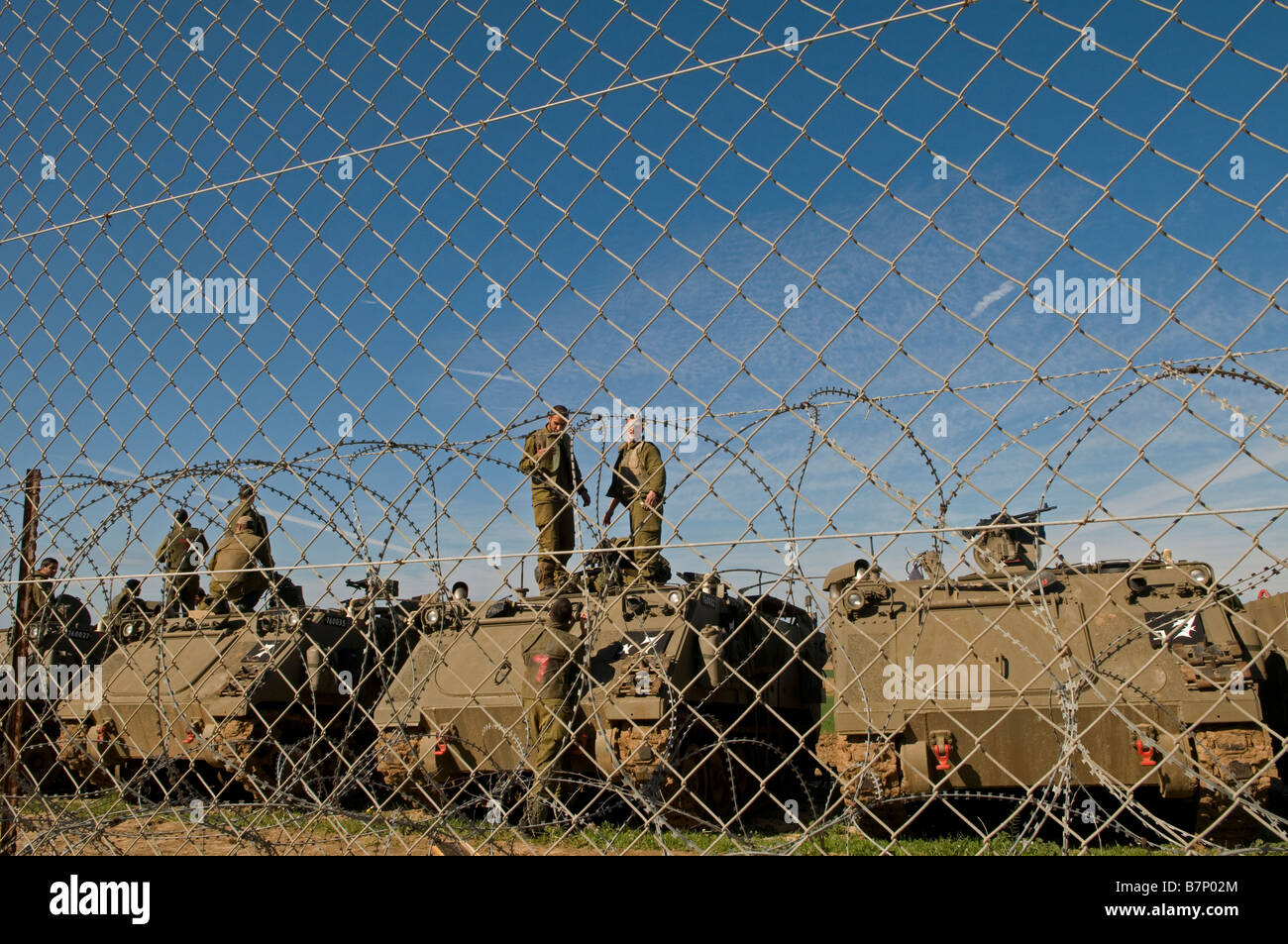 Israeli soldiers on APC armoured personnel carriers at the Israel-Gaza ...