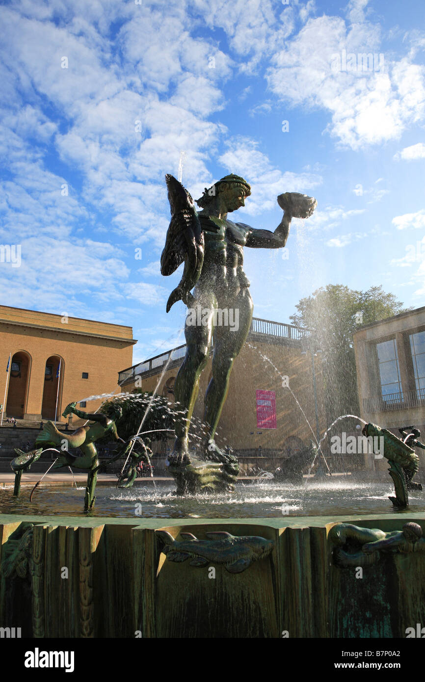 Sweden, Gothenburg, Gotaplatsen Square, Statue Of Poseidon By Carl ...
