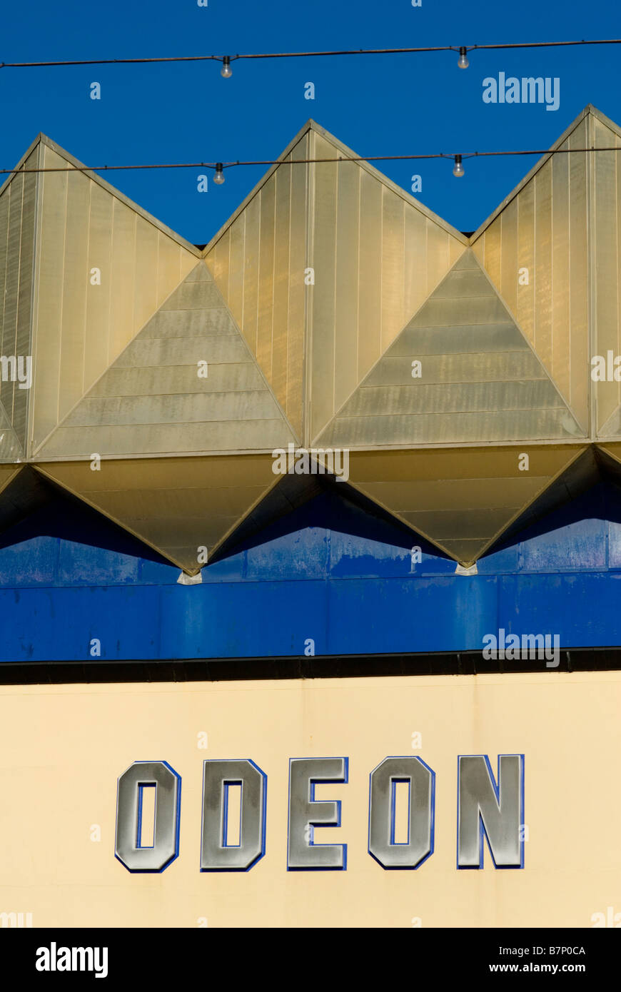 Odeon cinema odeon logo hi-res stock photography and images - Alamy