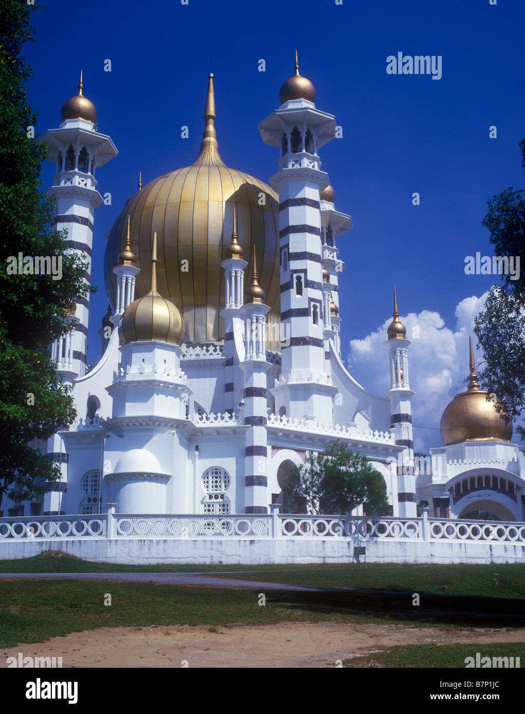 Ubudiah mosque kuala kangsar perak hi-res stock photography and images ...