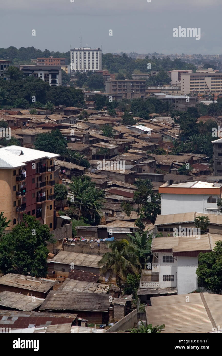 Urban scene with mixed middle and lower class housing in Yaoundé ...