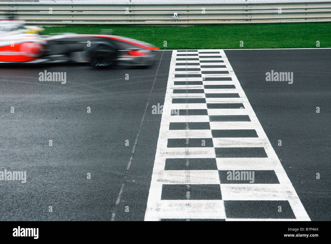 Lewis hamilton flag hi-res stock photography and images - Alamy