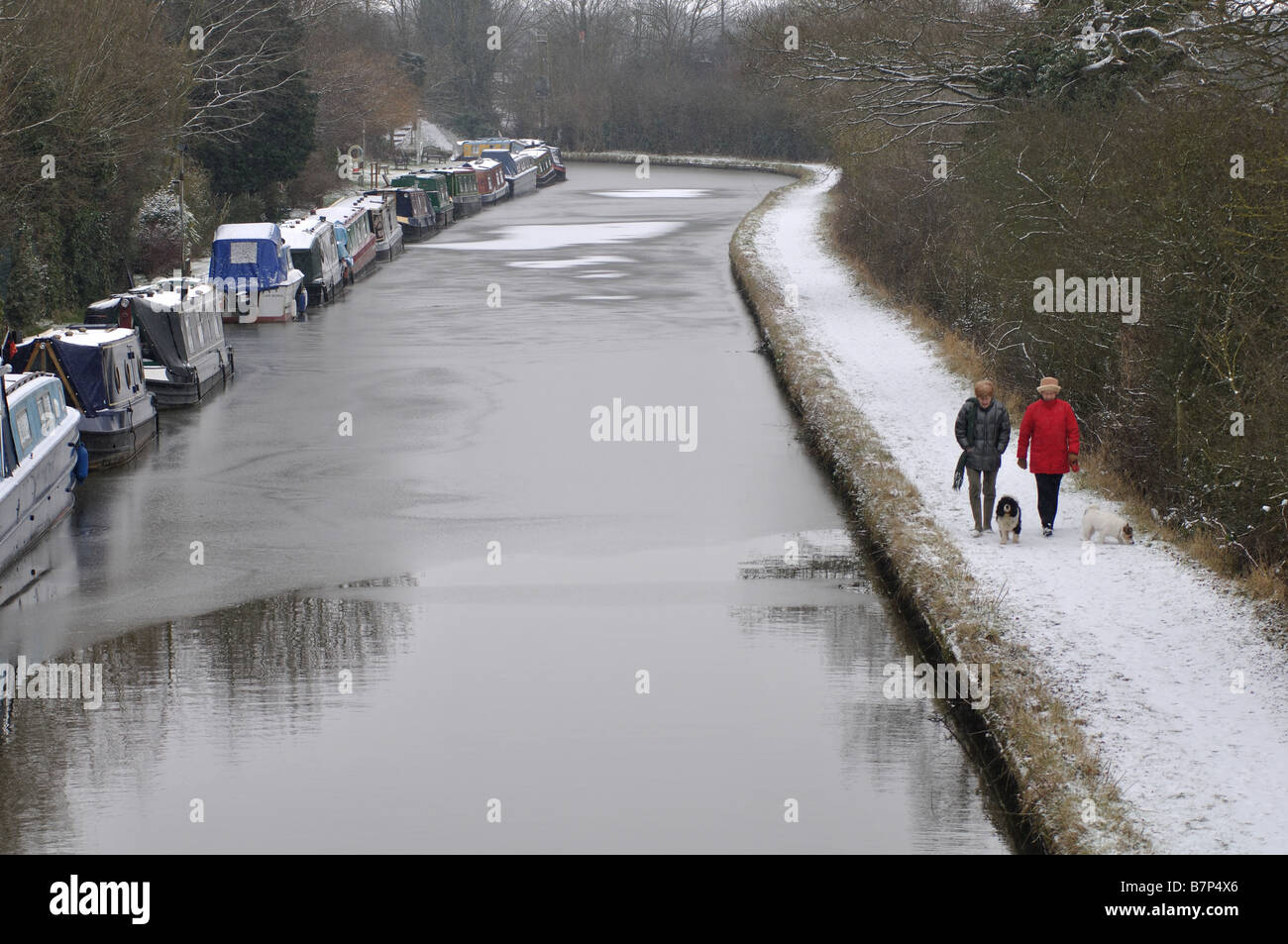 Grand Union Canal in winter, Hatton, Warwickshire, England, UK Stock ...