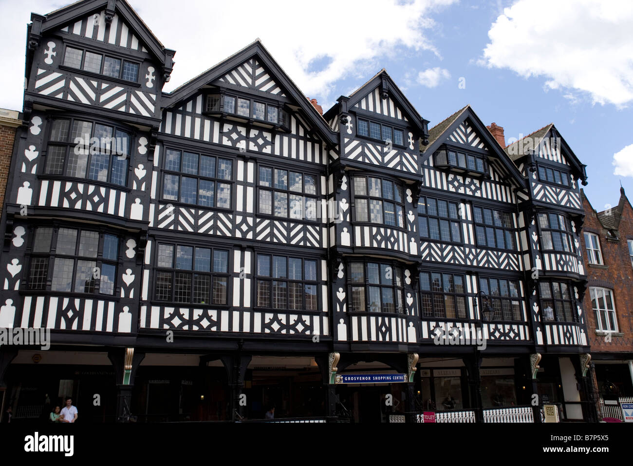 Chester rows medieval hi-res stock photography and images - Alamy