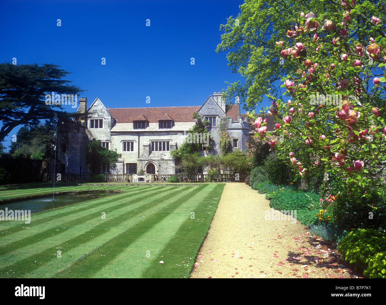 Athelhampton House - A 15th century manor house set in beautiful ...
