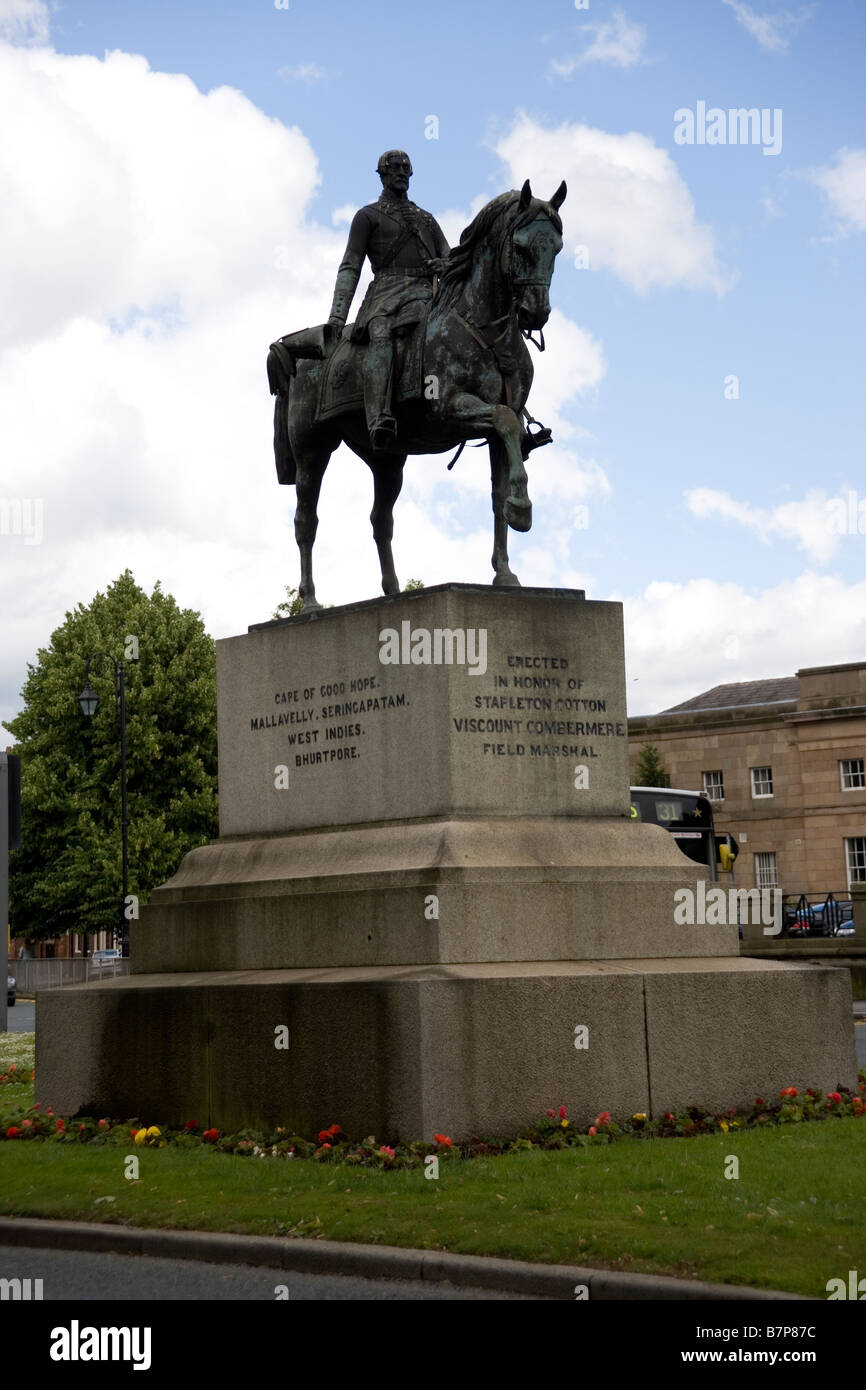 Statue of Viscount Combermere outside Crown Court Building in Chester ...