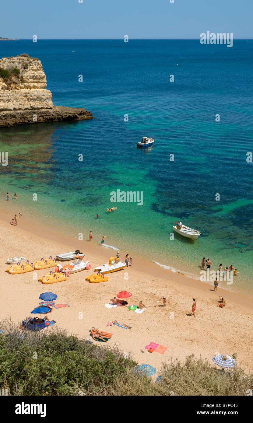 Portugal, Algarve, Praia da Nossa Senhora da Rocha near Armacao de Pera ...