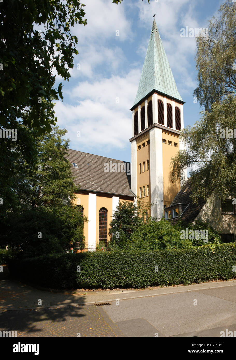 Essen, Altlutherische Kirche, Baubeginn 1909, erste von Otto Bartning ...