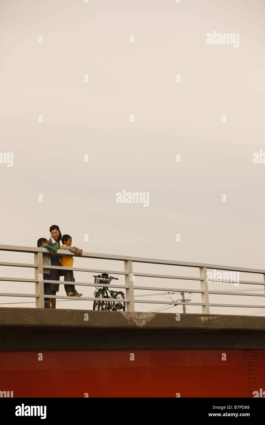 People and children on bridge hi-res stock photography and images - Alamy