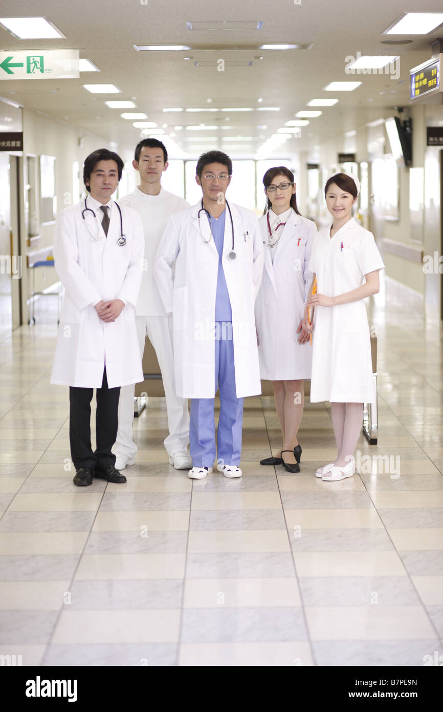 Doctors and nurses Stock Photo - Alamy