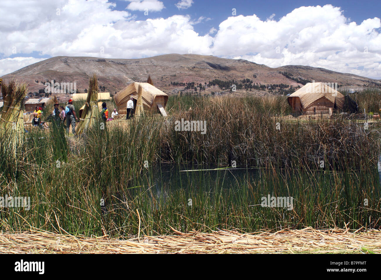 The Uros Floating Reed Islands, Lake Titicaca, Peru Stock Photo - Alamy