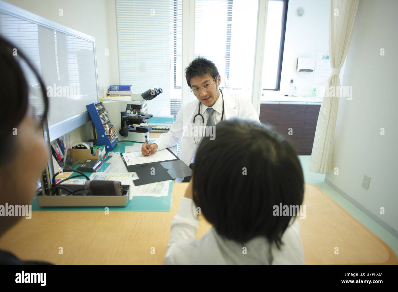 Medical examination by interview Stock Photo - Alamy