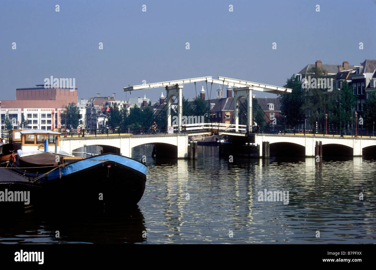 Amsterdam's famous Skinny Bridge, or Magere Brug Stock Photo - Alamy