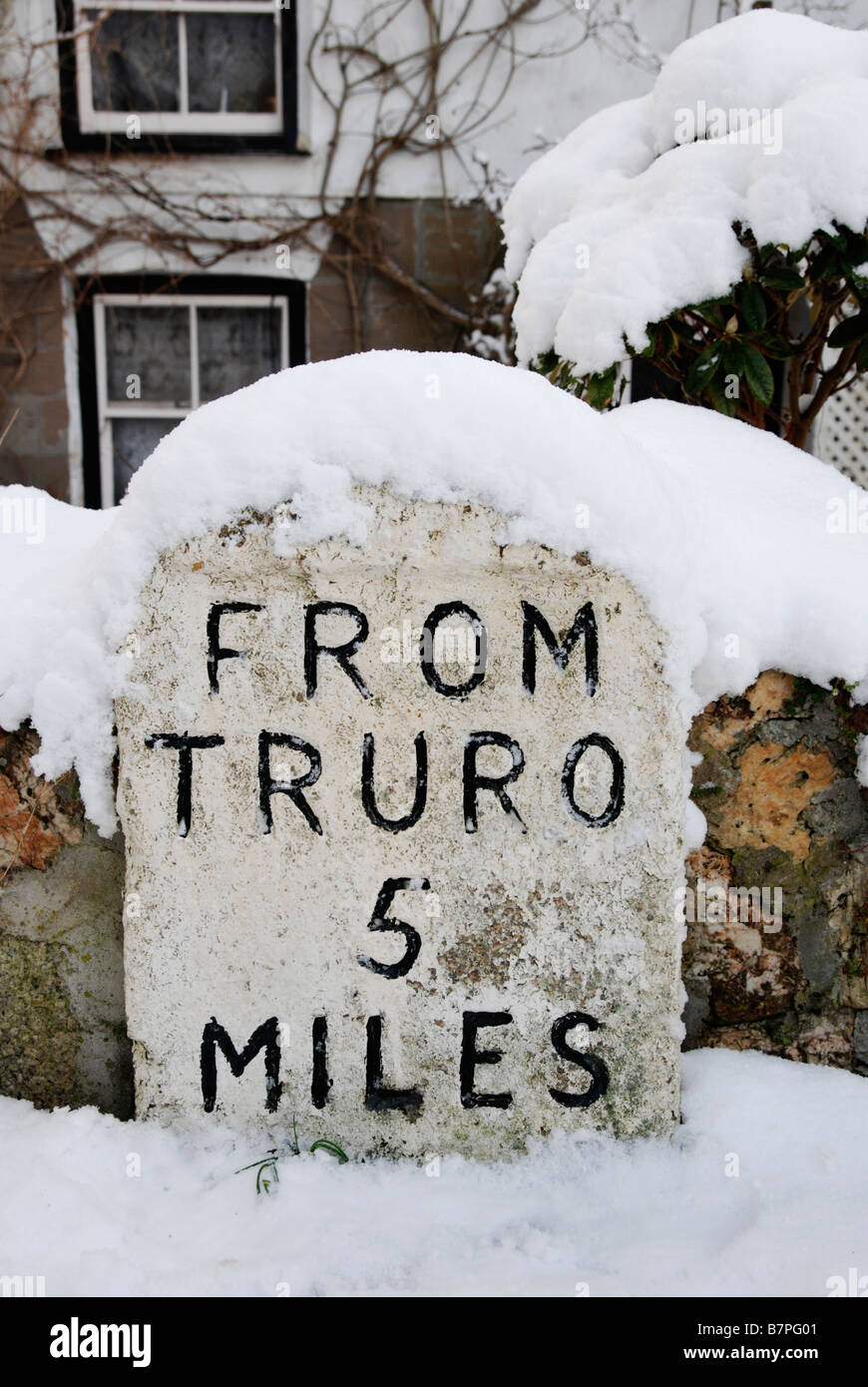 Roadside milestone hi-res stock photography and images - Alamy
