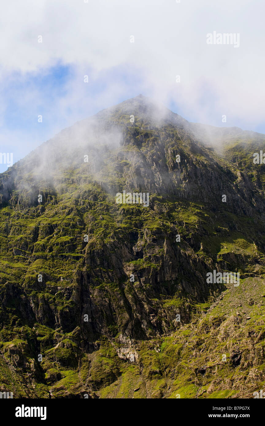 Summit of Mount Snowdon in clouds Wales Stock Photo - Alamy