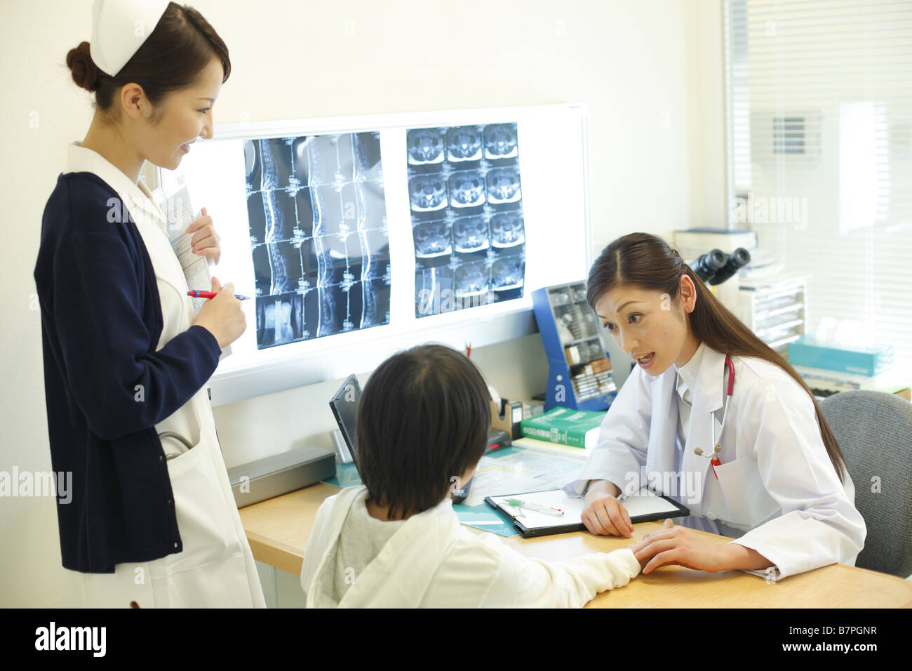 Medical examination by interview Stock Photo - Alamy
