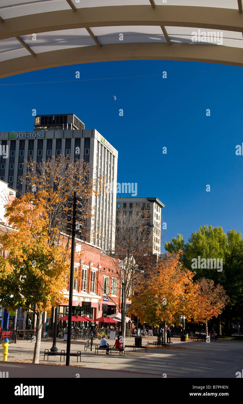 Knoxville historic market square hi-res stock photography and images ...