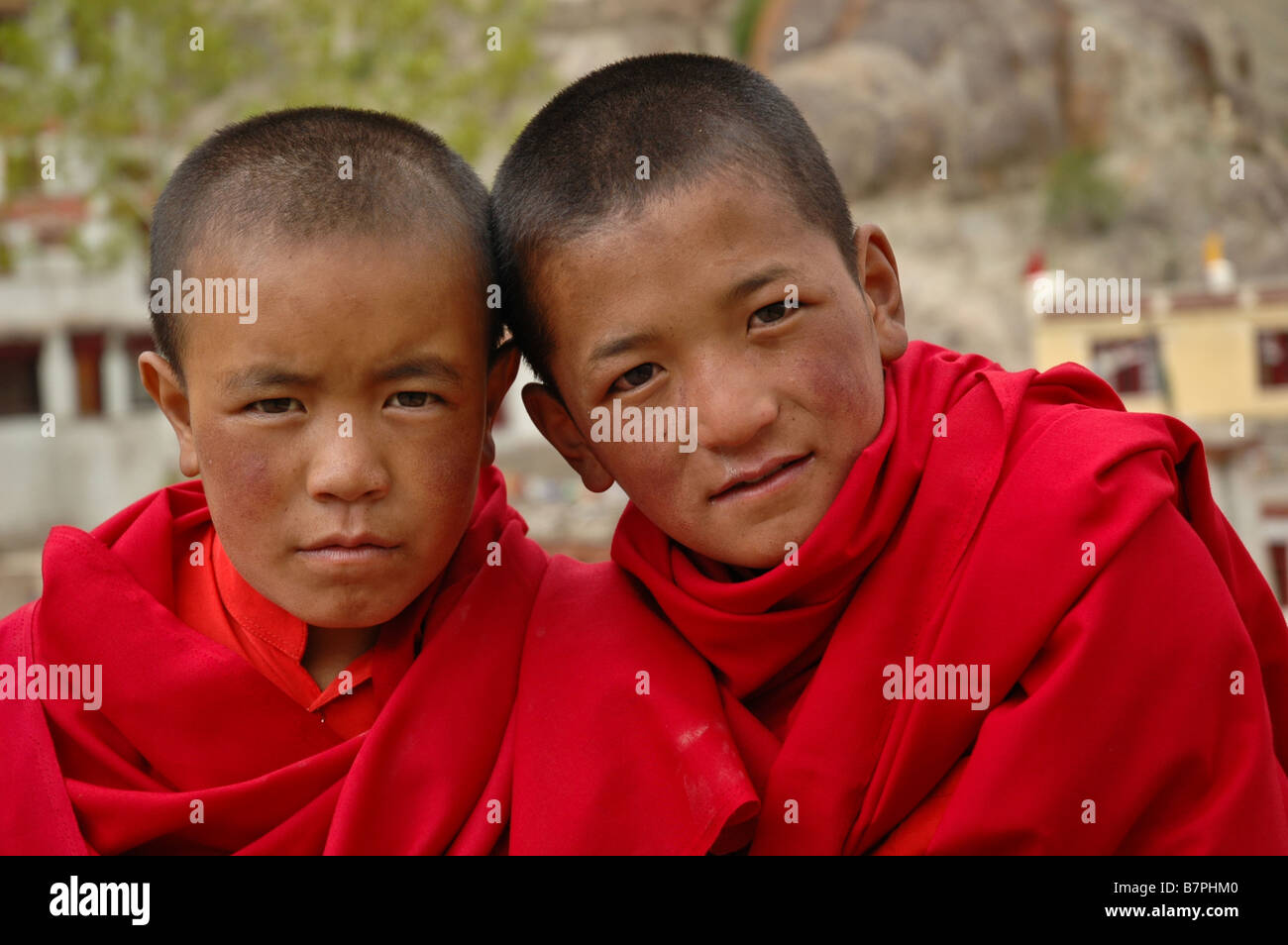 Tibetian monks hi-res stock photography and images - Alamy