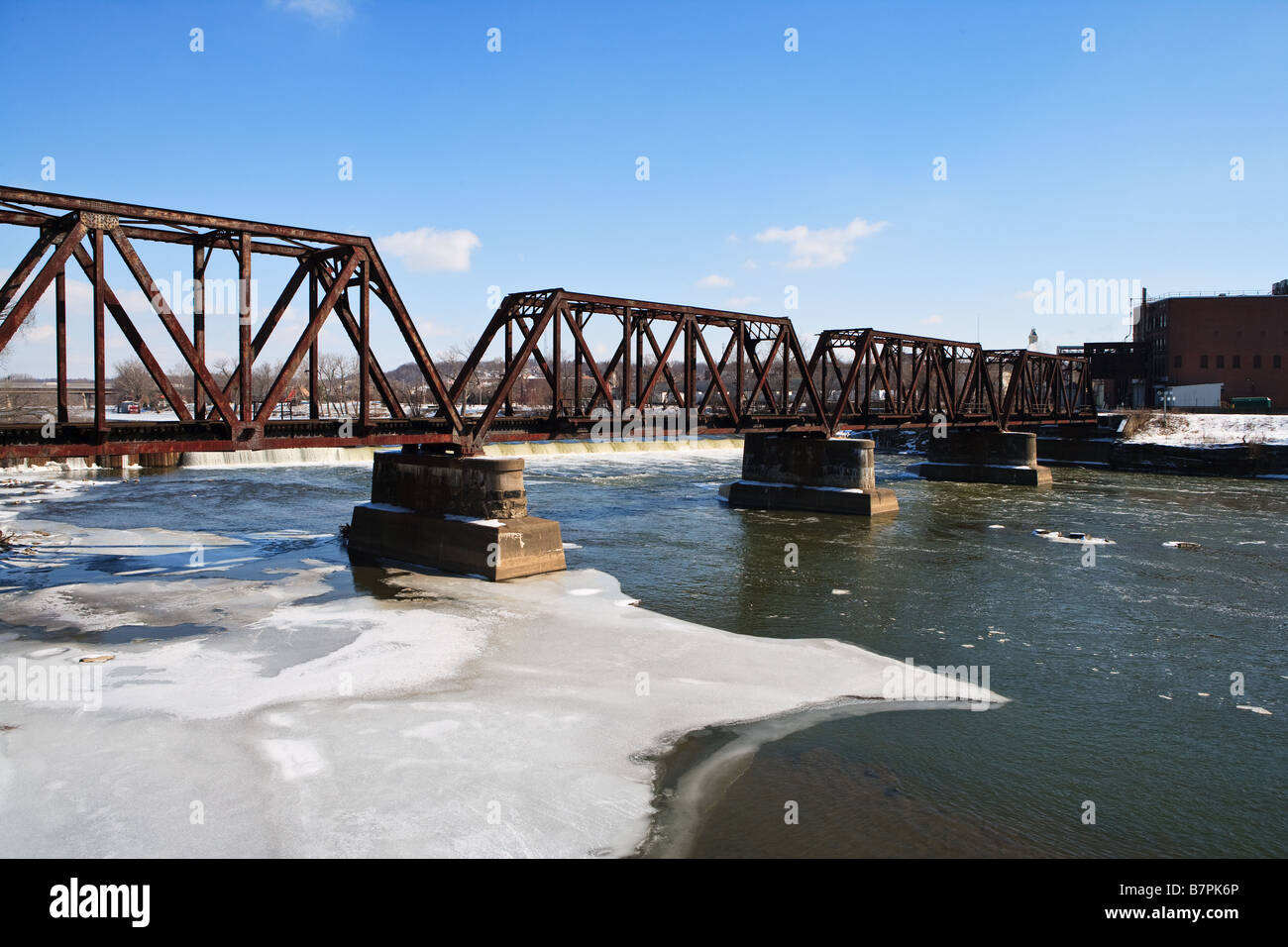 Frozen railroad hi-res stock photography and images - Alamy