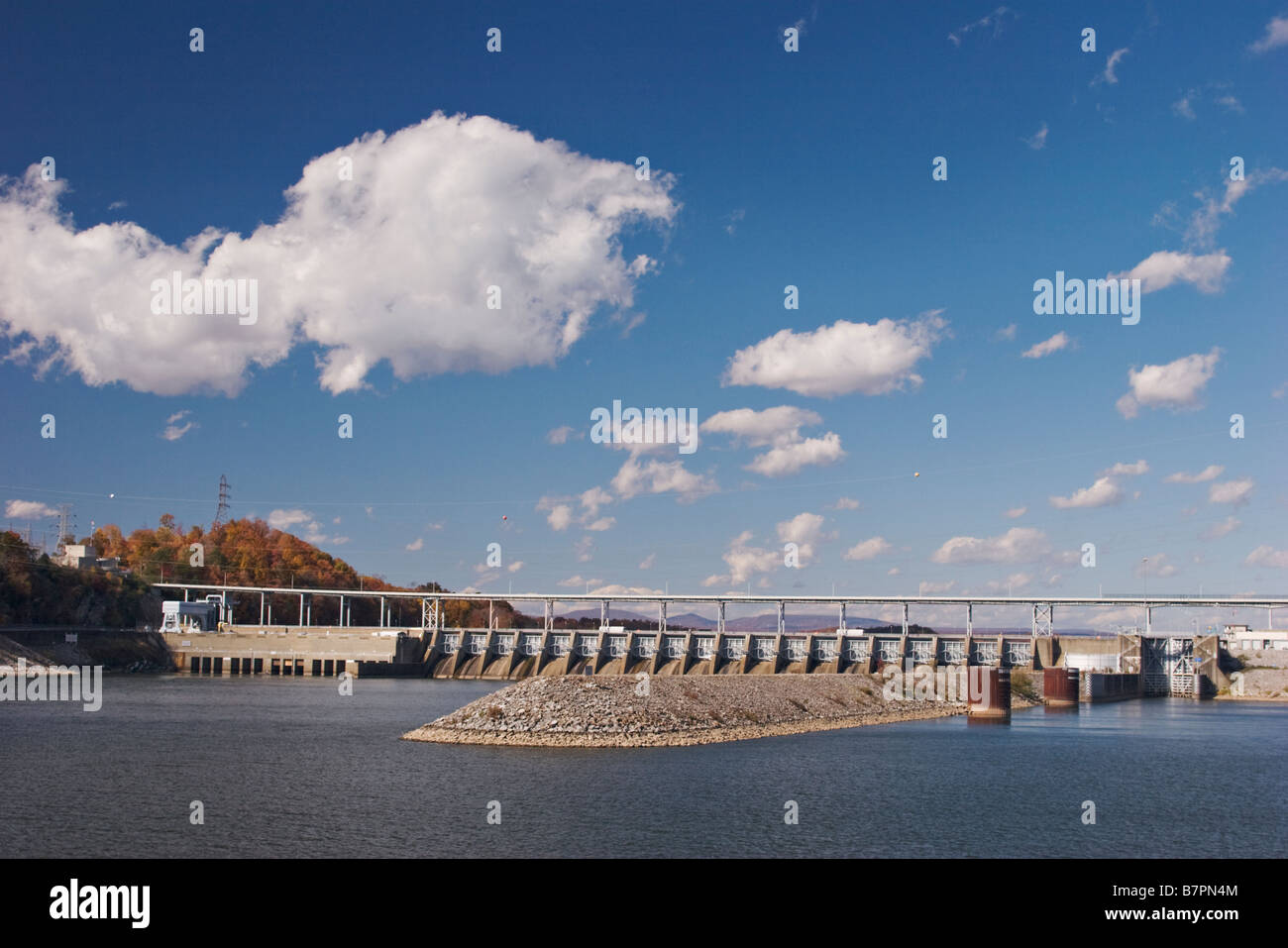 Watts Bar Dam on the Tennessee River Stock Photo - Alamy