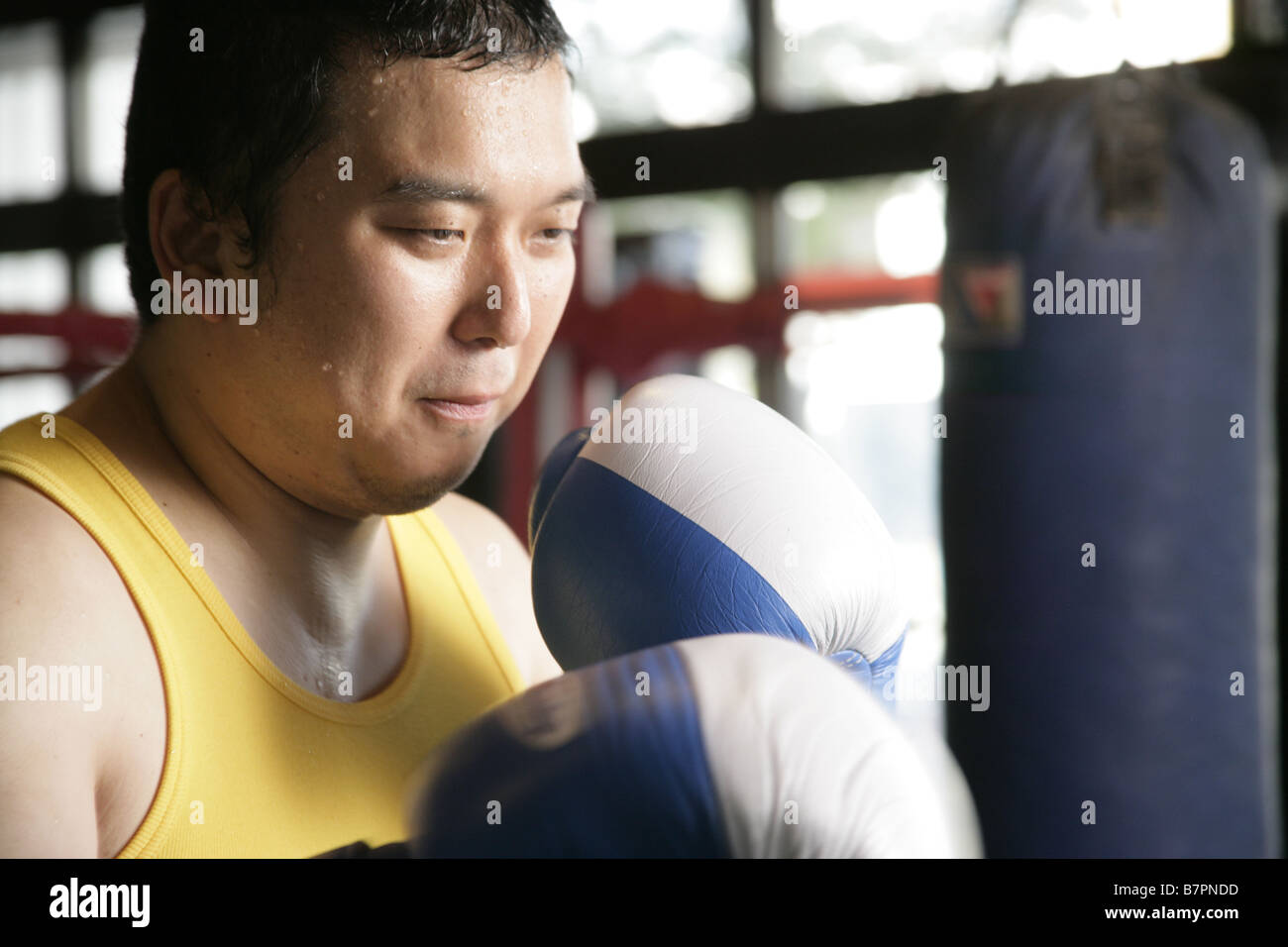 A man boxing Stock Photo - Alamy
