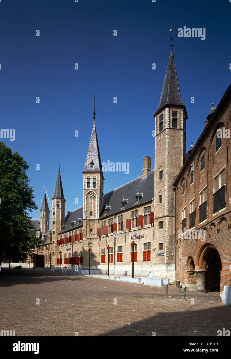 Onze lieve vrouwe turm hi-res stock photography and images - Alamy