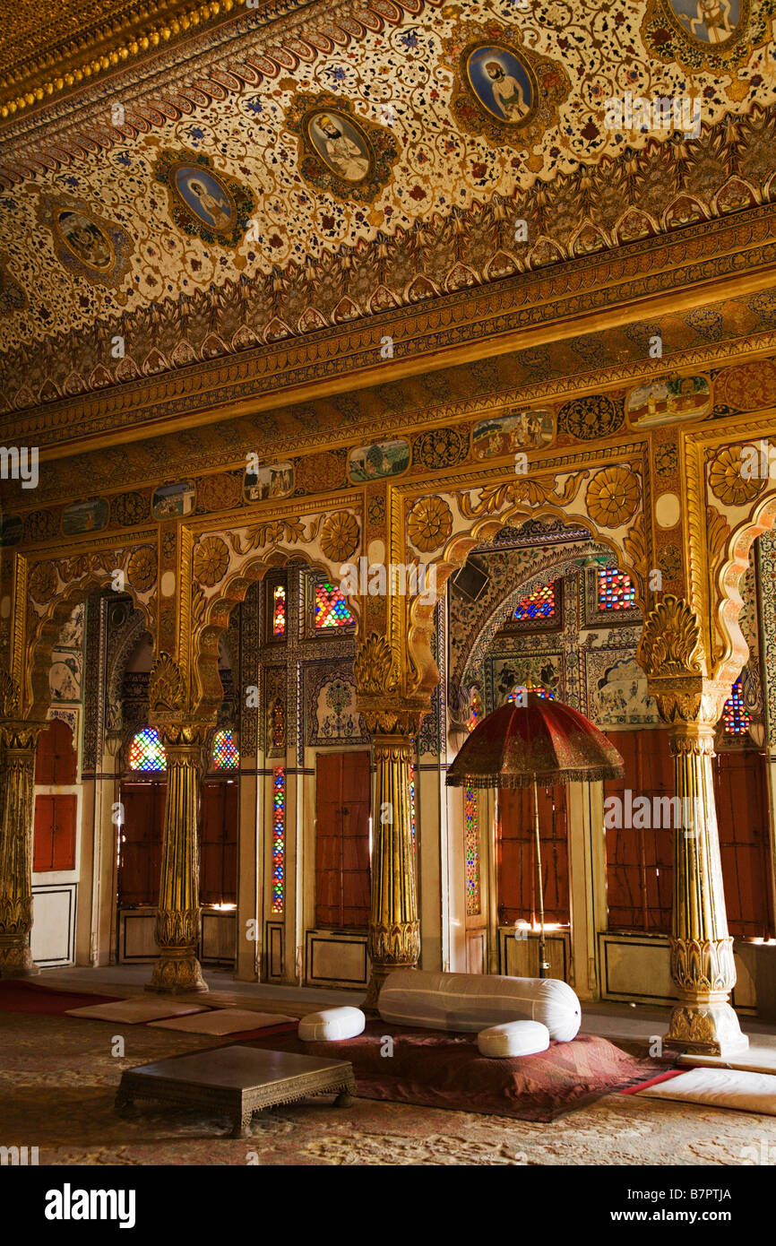 The lavish Phool Mahal in Meherangar Fort in Jodhpur Rajasthan is ...