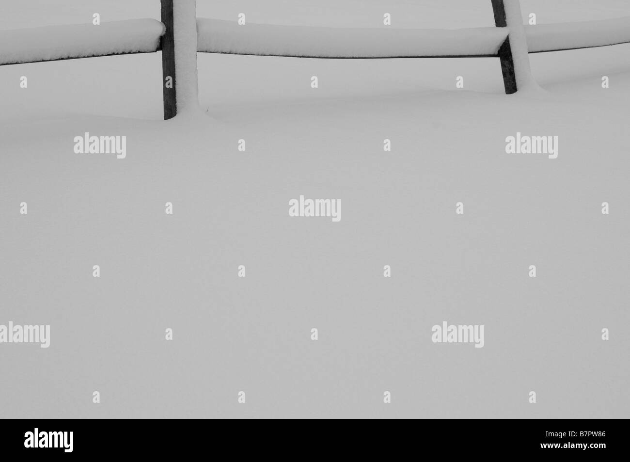 Farm fence hi-res stock photography and images - Alamy