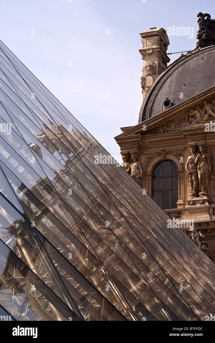 Louvre reflection hi-res stock photography and images - Alamy