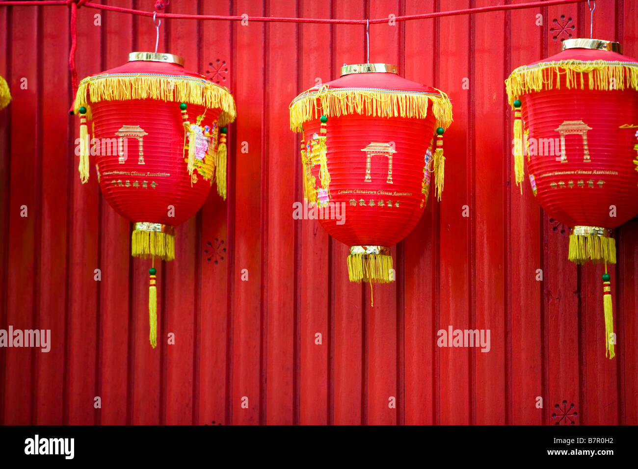 Red Chinese lanterns Stock Photo - Alamy