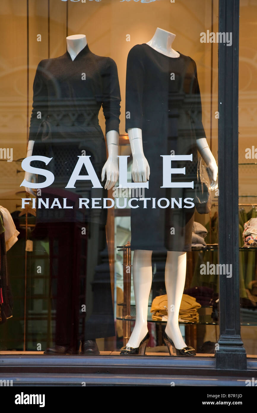 Shops along Cheapside in the financial district of the city of London ...
