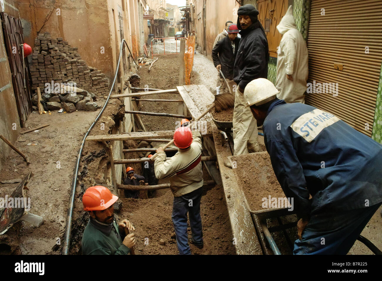 Street in marrakech marrakesh morocco hi-res stock photography and ...