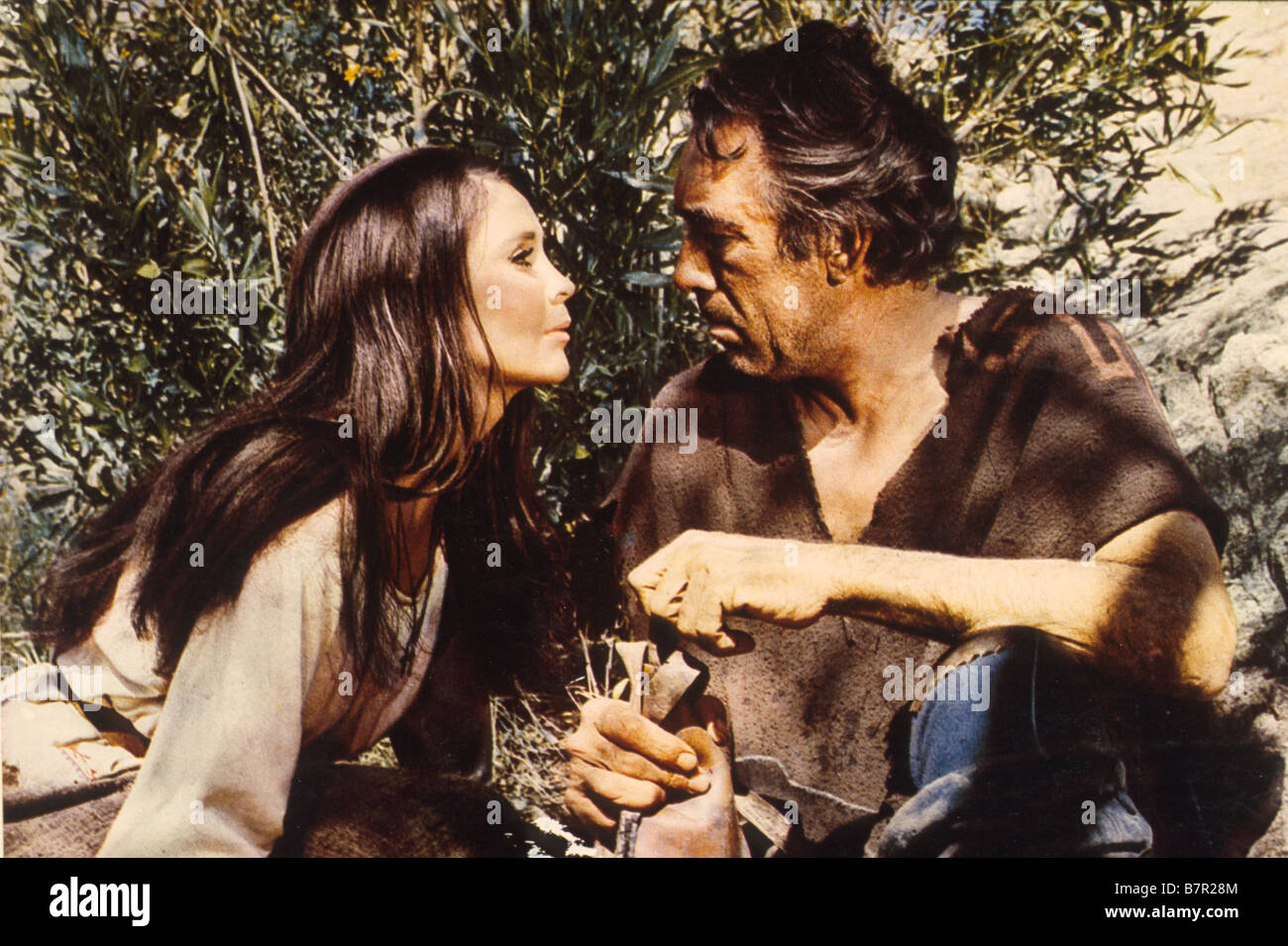 La bataille de san sebastian GUNS FOR SAN SEBASTIAN Year: 1967 - usa ...