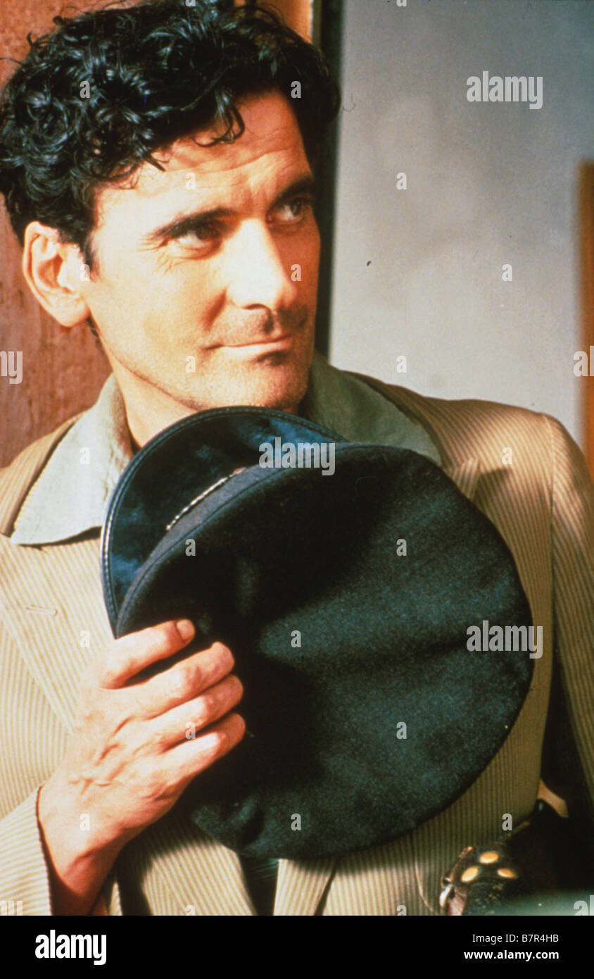 Massimo troisi il postino 1994 hi-res stock photography and images - Alamy