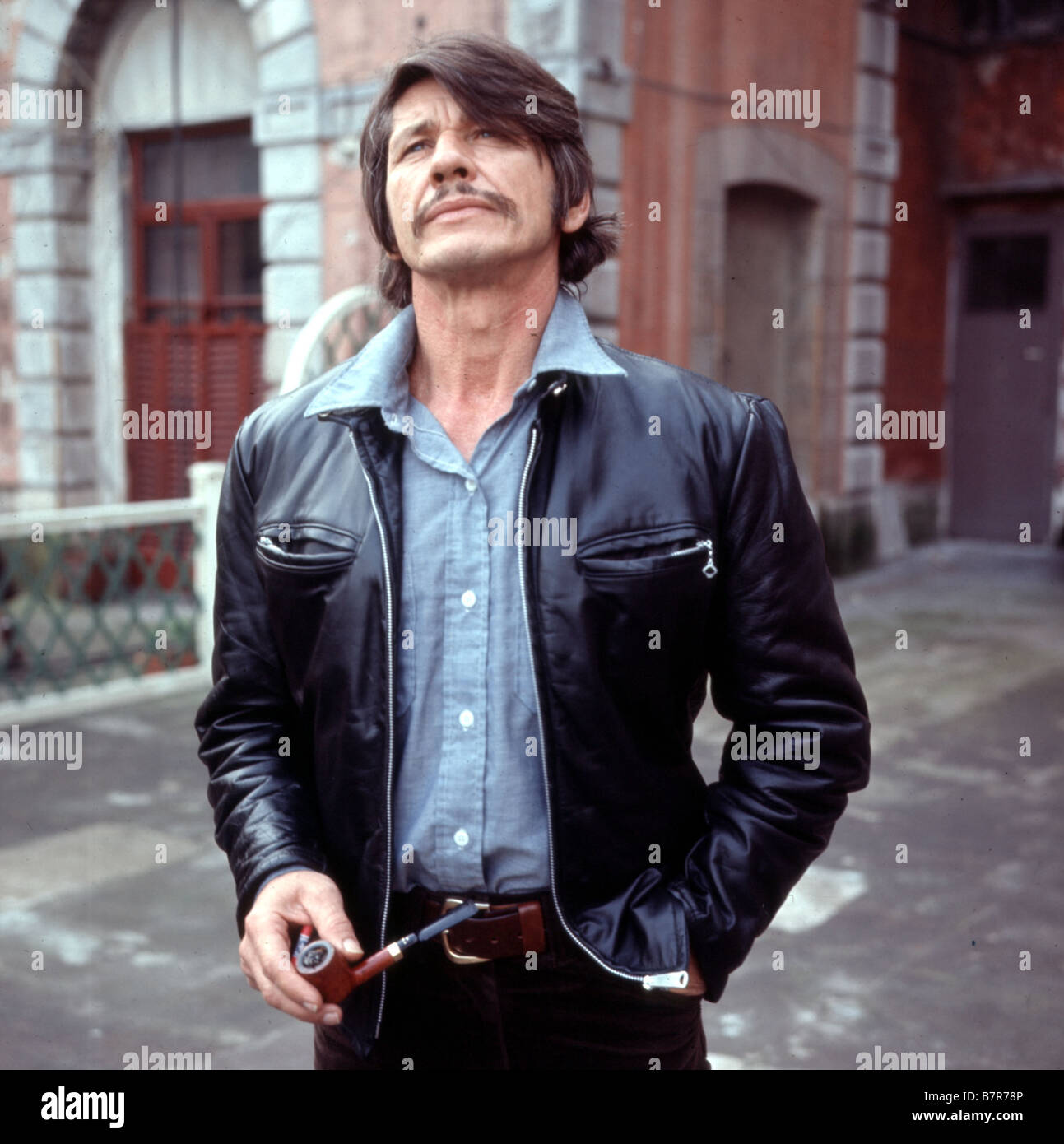 Charles bronson mechanic 1972 hi-res stock photography and images - Alamy