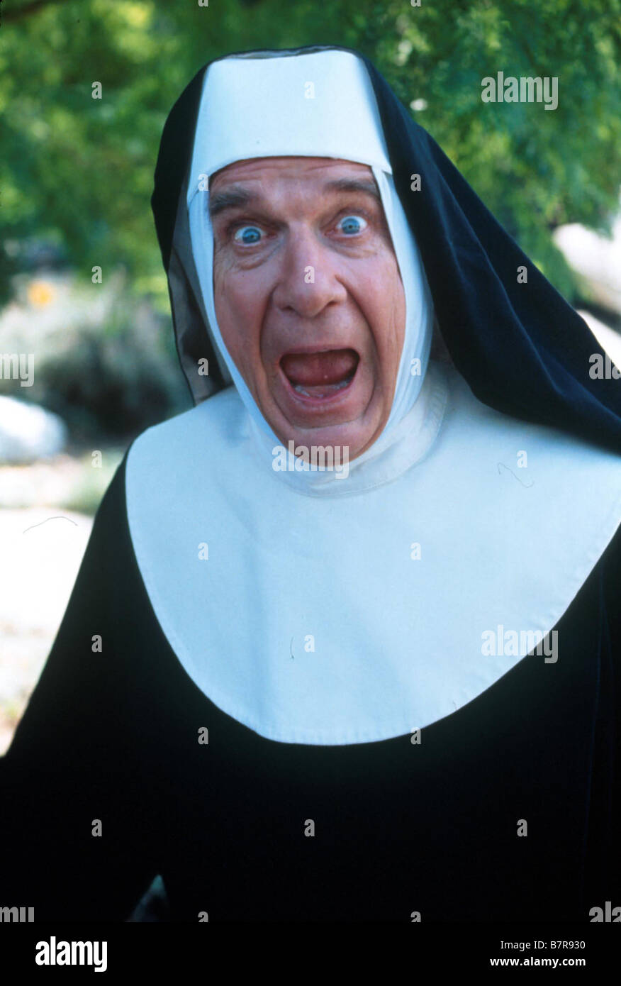 Spy Hard Year: 1996 USA Leslie Nielsen Directed by Rick Friedberg Stock ...