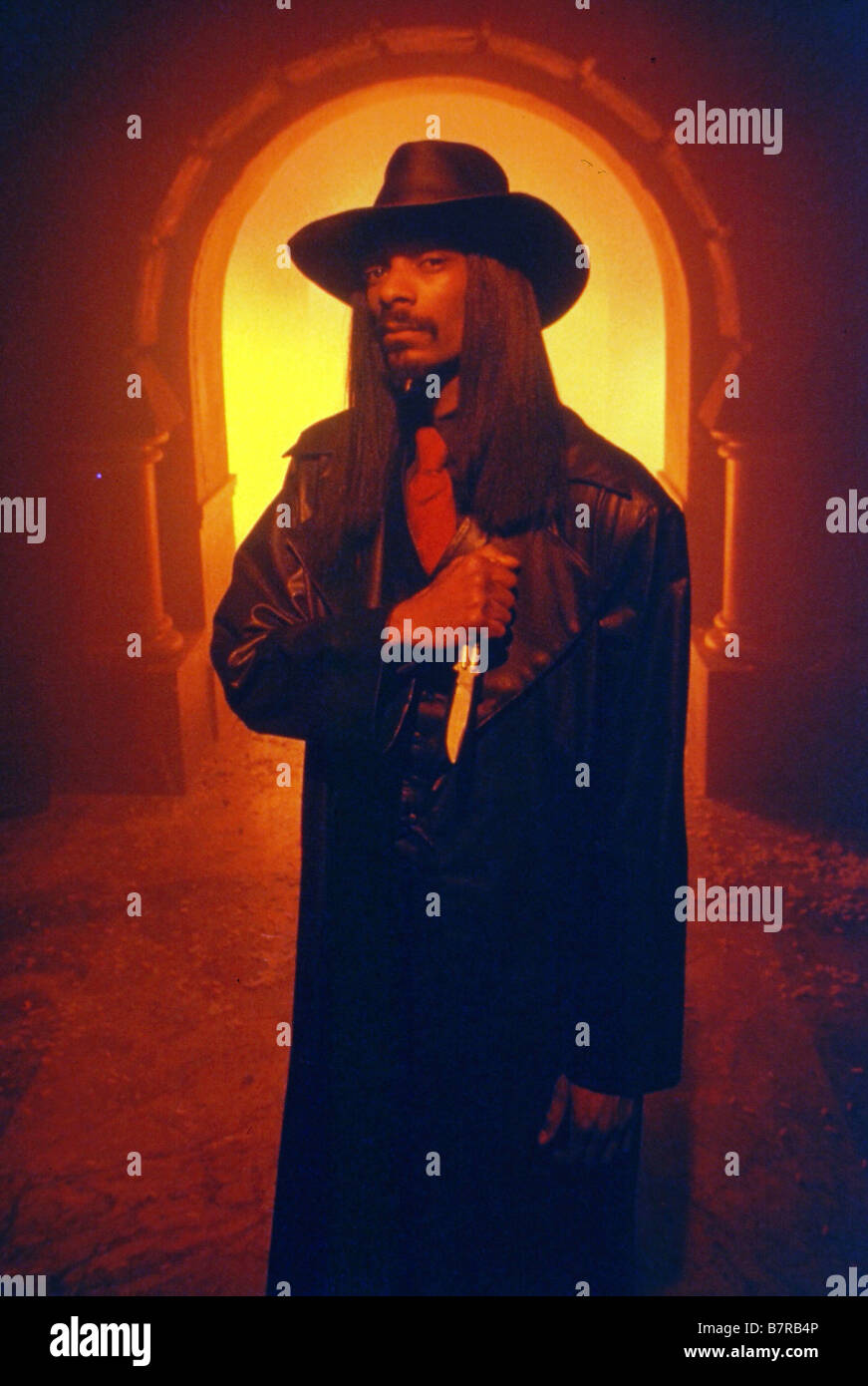 Snoop dogg bones 2001 hi-res stock photography and images - Alamy