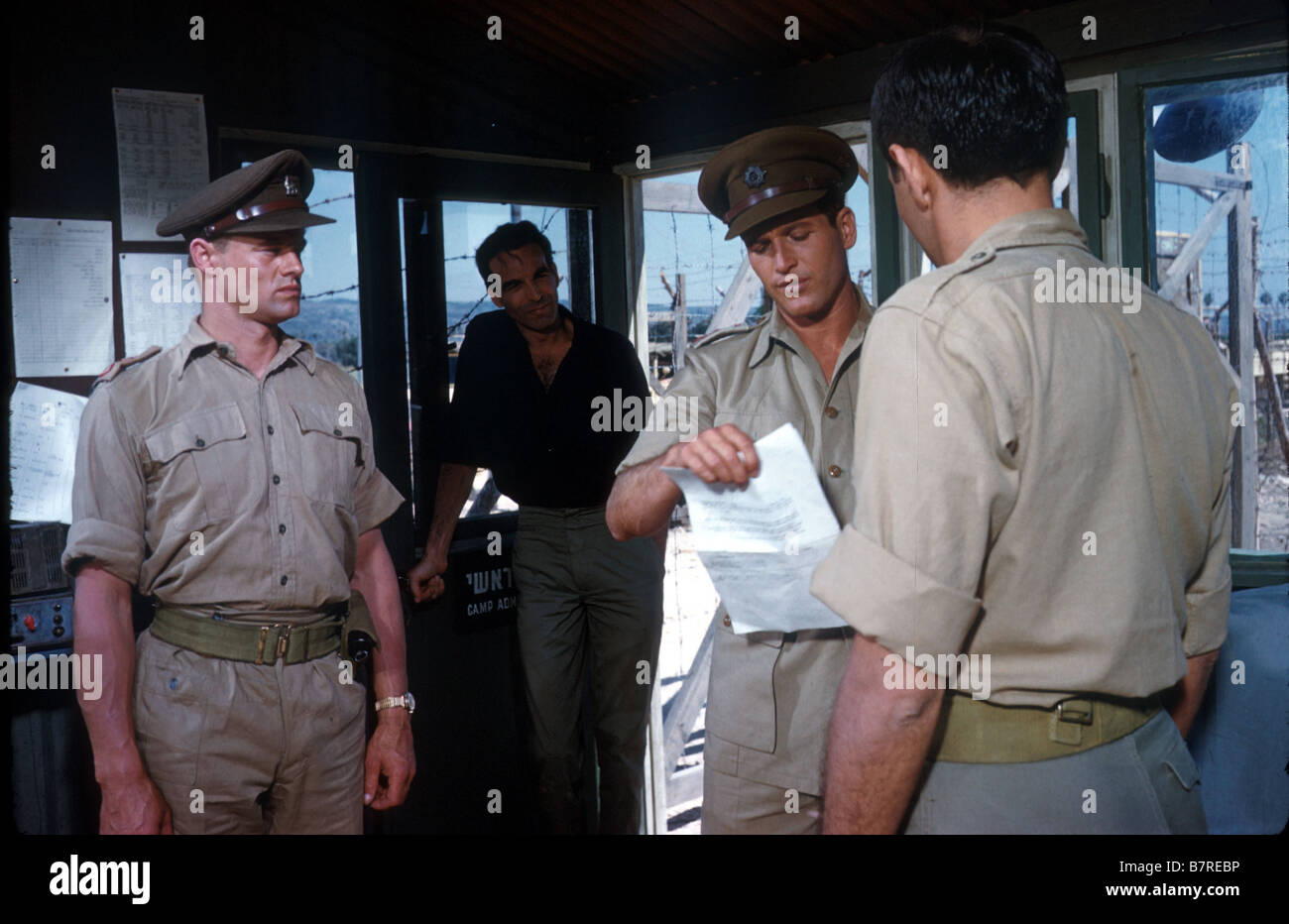 Exodus 1960 paul newman hi-res stock photography and images - Alamy