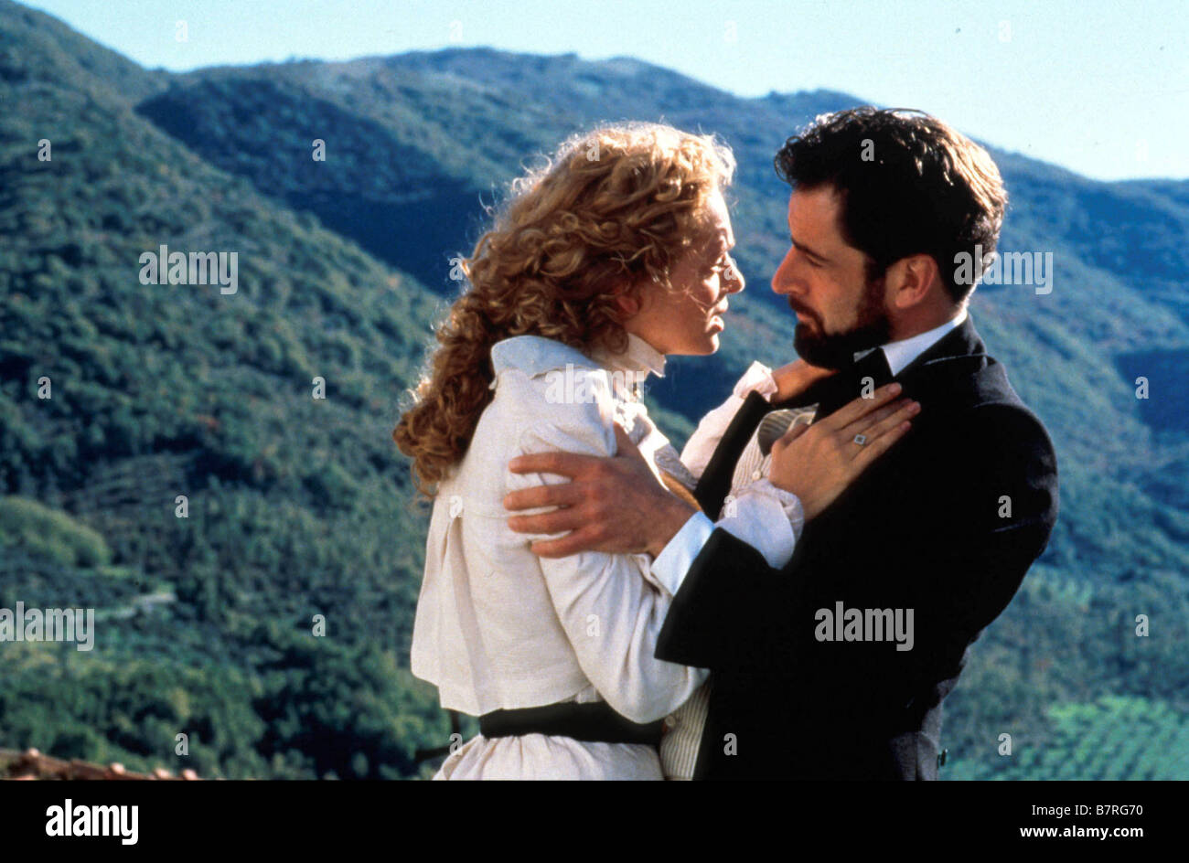 La coupe d'or The Golden Bowl Year: 2000 USA Uma Thurman, Jeremy ...