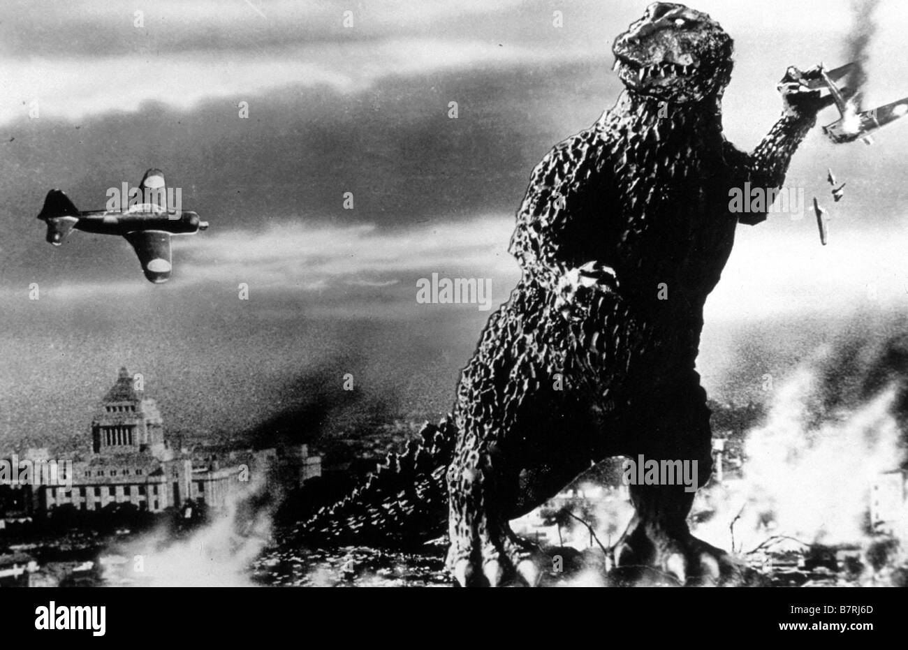 Godzilla 1954 japan hi-res stock photography and images - Alamy