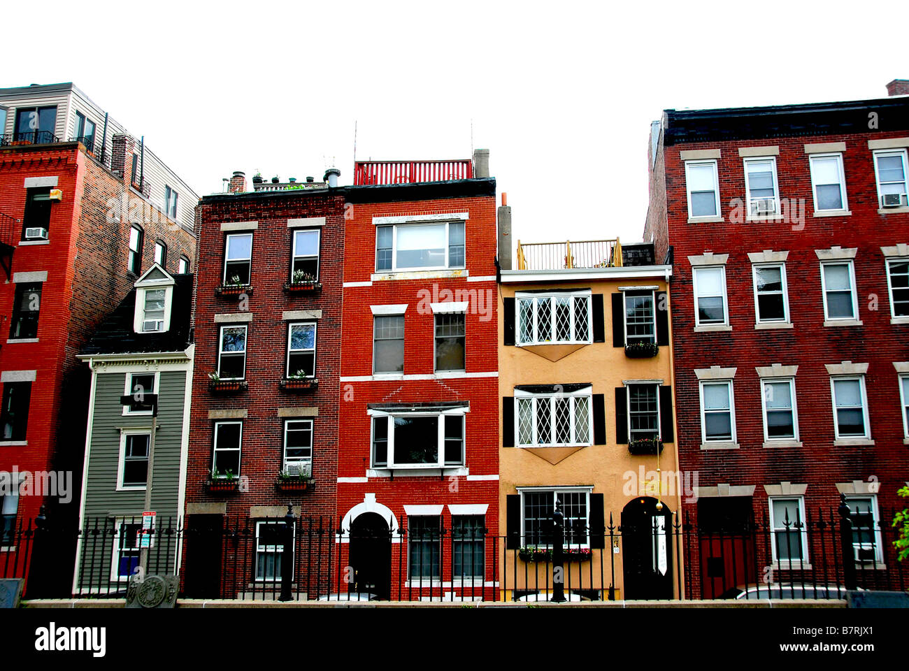 Historical houses in boston hi-res stock photography and images - Alamy